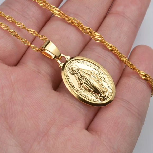 Jewelry | Gold Chain Necklace Virgin Mary Pendant Necklace | Poshmark